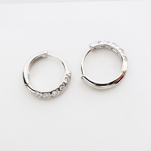 SV925 スターリングシルバー CZ付 プチ フープピアス 1ペア ピアス（フープ） Trois anges 通販 15693852｜Creema(クリーマ)