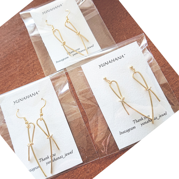 人気 cross ribbon gold stick ピアス イヤリング 16Kgp 揺れリボン 春フォーマル ピアス（フック・チェーン ...