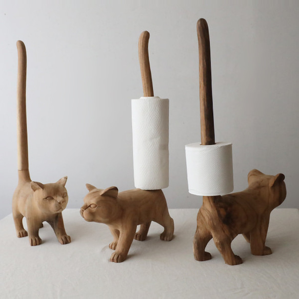 送料無料）クリスマスSALE 天然無垢ウッド 尻尾の長い猫 ホルダー スタンド トイレッペーパー甘えるネコW78B その他インテリア雑貨 ...
