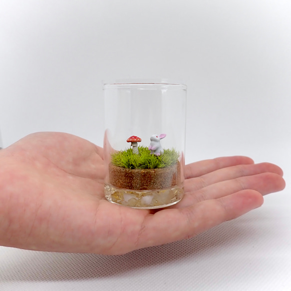 うさぎのいる風景bottle（手のりサイズ） その他置物 Yamomal 通販｜Creema(クリーマ) 15735407