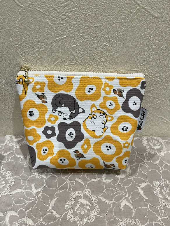 16センチポーチ☆犬柄・コーギーとすずめ ポーチ moca 通販 15749353｜Creema(クリーマ)