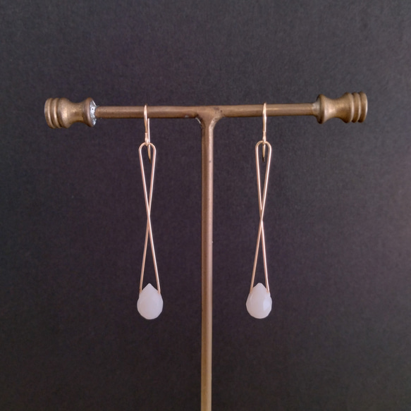 crossover / white ピアス（フック・チェーン） paphios 通販｜Creema(クリーマ)