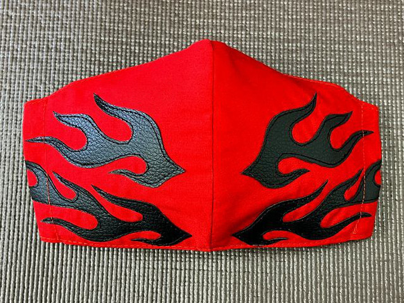 ファイヤーパターン 赤黒 ハーレー アメリカン Mサイズ 2層構造 ポケット サイドガイド リフォーム繕 オリジナル 布マスク リフォーム繕 ...