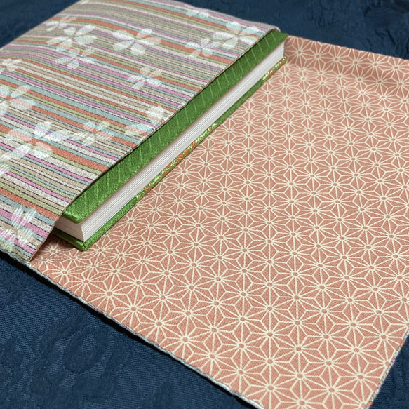 くすみカラー縦縞桜柄桃＊御朱印帳入れ その他ケース hrk.by_amiharuuuuu 通販｜Creema(クリーマ) 15762001