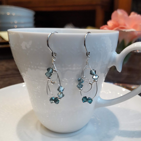 HP038 クリスタルガラス ワイヤーピアス ピアス（フック・チェーン） ハクラクガラス 通販｜Creema(クリーマ) 15775000