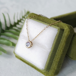 受注制作 カラーチェンジ アレキサンドライト 合成石 ベゼルネックレス 4mm 14Kgf ネックレス・ペンダント ホメオスタティックスタイル 通販 15775622｜Creema(クリーマ)