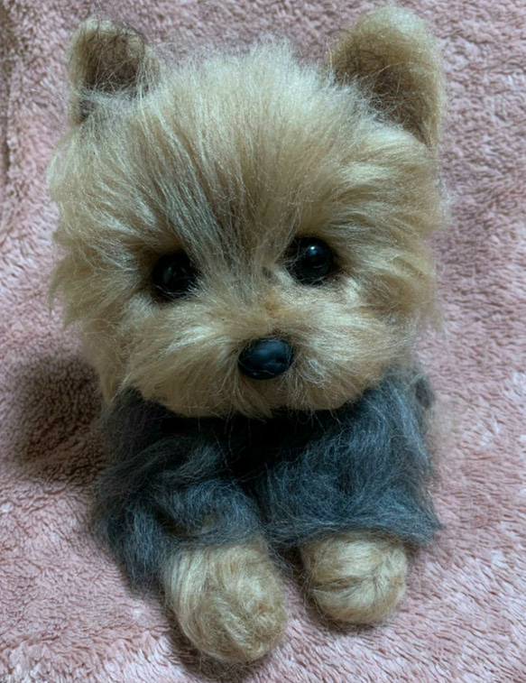 羊毛フェルトハンドメイドヨーキー 羊毛フェルト moemo 通販｜Creema(クリーマ)