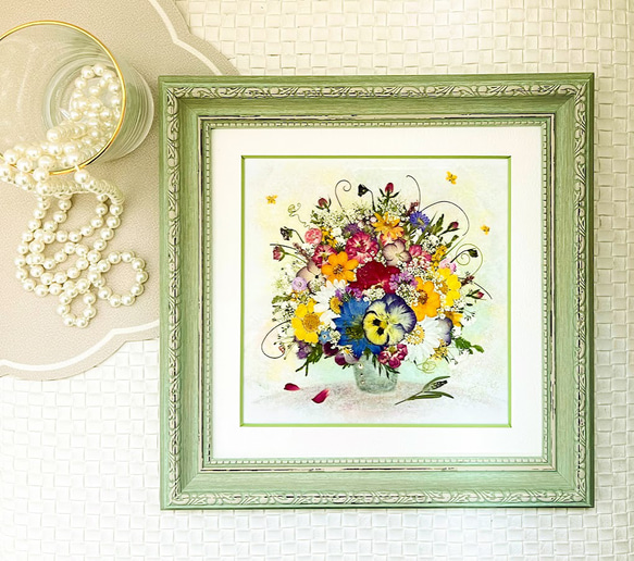 大人っぽいグレーグリーンの押し花アート額 ギフト 母の日に その他アート 神戸六甲 優花 通販｜Creema(クリーマ) 15795633