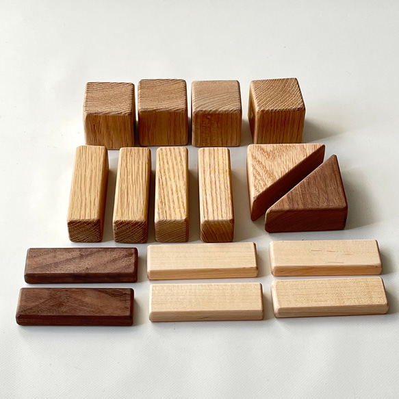 (3403)出産祝★積み木★BLOCK★16ピース★角は丸く仕上げてます★誕生日 おもちゃ・人形 無垢の木工房★make-ki 通販 ...