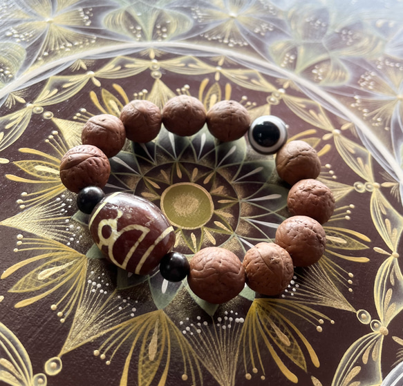 ☆特別出品 開光 財神天珠 ブレスレット dzi ＊ ΚΑйON ＊ 通販 15812030｜Creema(クリーマ)