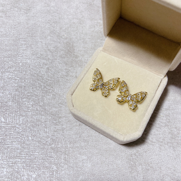 k18gp：ジルコニアのキラキラバタフライが上品なピアス ピアス（スタッド・一粒） serendipity 通販｜Creema(クリーマ) 15817087