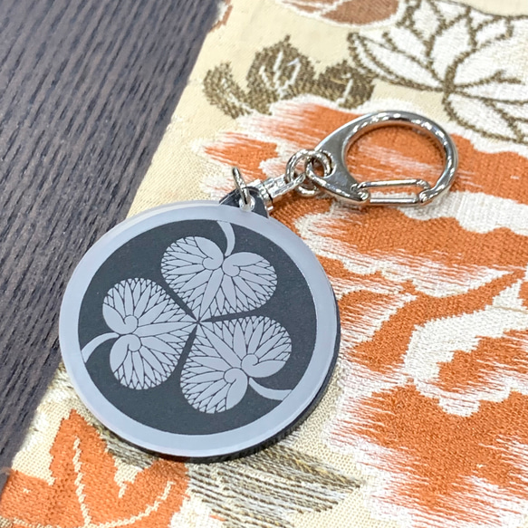 徳川家紋 初期 三つ葉葵 家紋キーホルダー｜戦国武将グッズ 日本製 その他雑貨 レアレア0808 通販 15817519｜Creema(クリーマ)