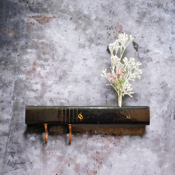 mokkin base（木琴アップサイクル×マグネットフック&一輪挿し） 一輪挿し・花瓶・花器 tumugu upcycle 通販 ...