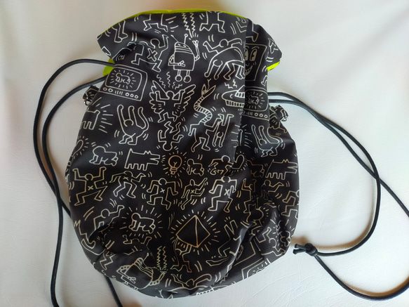 キースヘリング エアリーポシェット ポーチ WHO MADE WHO？ 通販 15920865｜Creema(クリーマ)