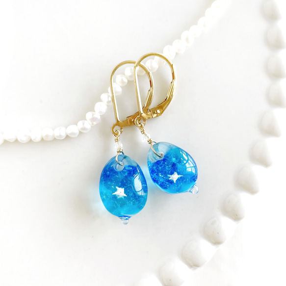 【期間限定】石垣島ガラスピアス とろり 2305-1 ピアス（フック・チェーン） 石垣島の海色ｱｸｾｻﾘｰ『yururu』 通販 15925064｜Creema(クリーマ)