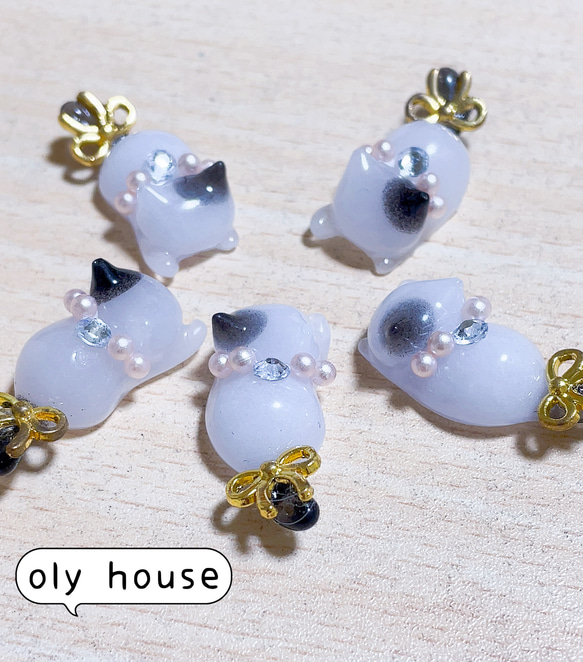 じゃれ猫シリーズ イヤーポイント首輪@1 5匹セット レジン パーツ デコパーツ おりおり 通販 15932302｜Creema(クリーマ)