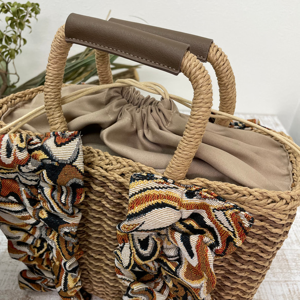 ふんわりフリルのカゴbag・2col かごバッグ Ha-chi☆ 通販 15933843｜Creema(クリーマ)