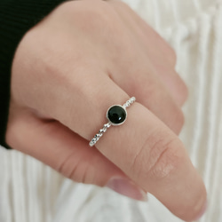 ブラックオニキス ラウンド 5ミリ 小ぶり シルバーリングH-199S 指輪・リング アトリエ HARU 通販 15946158｜Creema ...