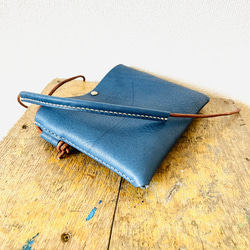 栃木レザーオイルヌメ サコッシュ ブルー サコッシュ かなぶん工房 通販 15952187｜Creema(クリーマ)