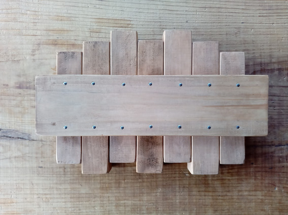 【オーダー看板製作】ストライプ Mサイズ / 自然塗装 表札・ネームプレート BLUE & GREEN WOOD 通販 15964715｜Creema(クリーマ)