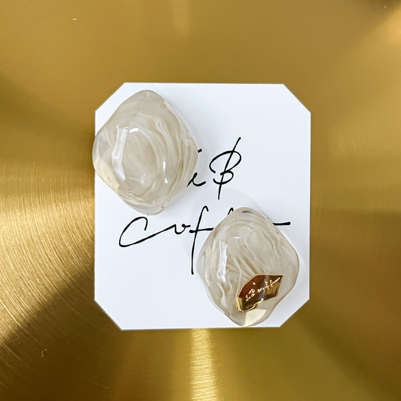 icetone／BE ピアス（スタッド・一粒） iB coffee 通販｜Creema(クリーマ) 15989834