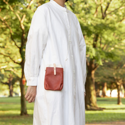 Lサイズ／本革スマホポーチ【レッド】 スマホポシェット・スマホポーチ satoka 通販 16025644｜Creema(クリーマ)