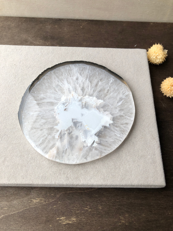 アゲート（瑪瑙）プレート⭐︎台座にも⭐︎No.5 その他インテリア雑貨 UNELMAKeiju☆ ウネルマケイユ 通販 16026817 ...