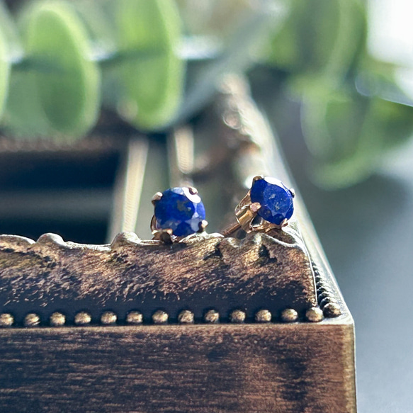 14KGF ラピスラズリピアス スタッドピアス 直結 アレルギー対応 ピアス（スタッド・一粒） 愛珠-aishu-｜天然石アクセサー店 通販 16052124｜Creema(クリーマ)