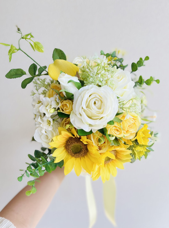 ブーケ (ヒマワリ・グリーン・ホワイト) ブーケ Toi 通販 16062358｜Creema(クリーマ)