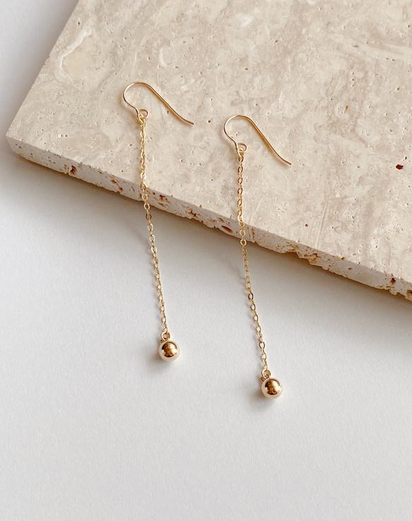 14kgf メタルボールチェーンピアス ピアス（フック・チェーン） chariantha 通販 16083225｜Creema(クリーマ)