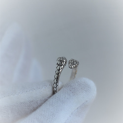 S925 Wヘビリング （サイズフリー） 指輪・リング ケロリン堂 通販 16088501｜Creema(クリーマ)