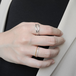 Double wave RING / SV925 ≪送料無料≫ 指輪・リング Kumpel by p 通販 16091486｜Creema(クリーマ)