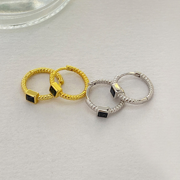 SV925 小ぶり ブラック ストーン フープピアス シルバー925 小さめ ピアス つけっぱなし ピアス（フープ） koiki_ac 通販 16110170｜Creema(クリーマ)