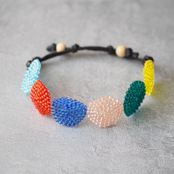 ブレスレット『Sitoa』（カラー・花火）/サイズ調整可能カジュアルブレスレット ブレスレット Beadspan 通販 16208204｜Creema(クリーマ)