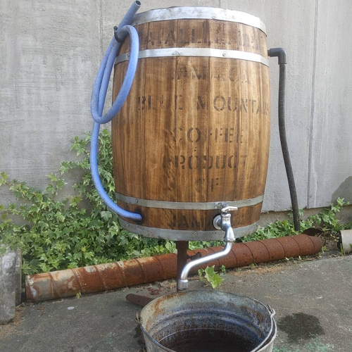 コーヒー木樽の雨水タンク 樽型 貯水タンク ガーデニング #アン コーヒー木樽の雨水タンク 樽型 貯水タンク ガーデニング #アン