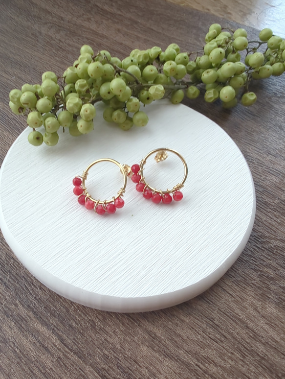 【creema限定】14KGF つぶつぶ赤珊瑚のサークルスタッドピアス ピアス（スタッド・一粒） Arcobaleno 通販 16261743｜Creema(クリーマ)