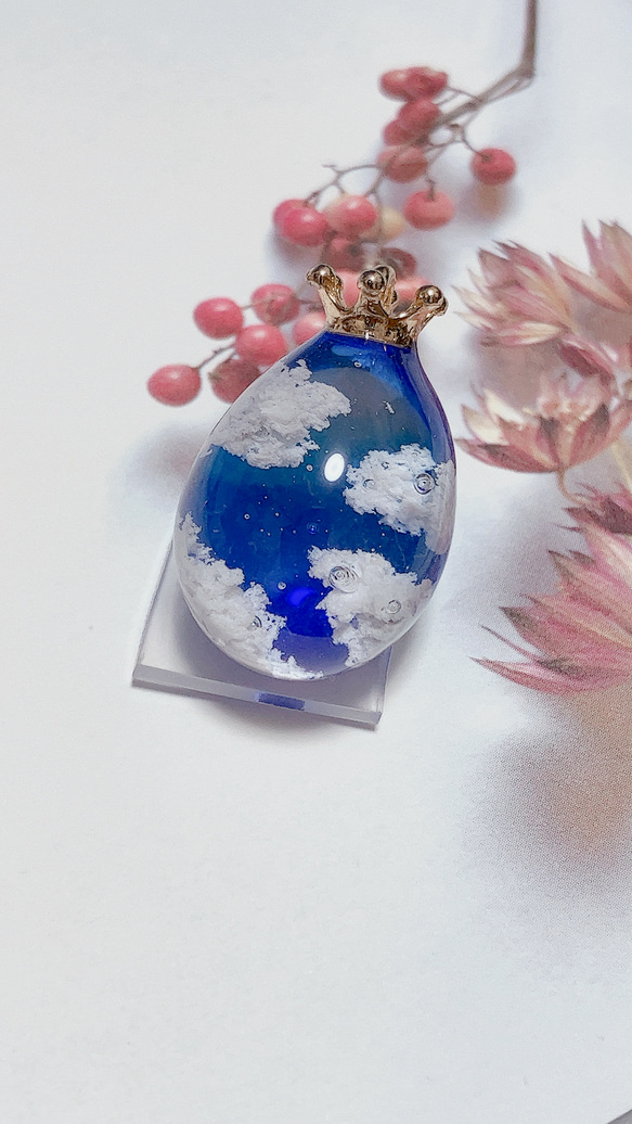 青空たまごのレジンキーホルダー キーホルダー yuzu0 通販 16274202｜Creema(クリーマ)