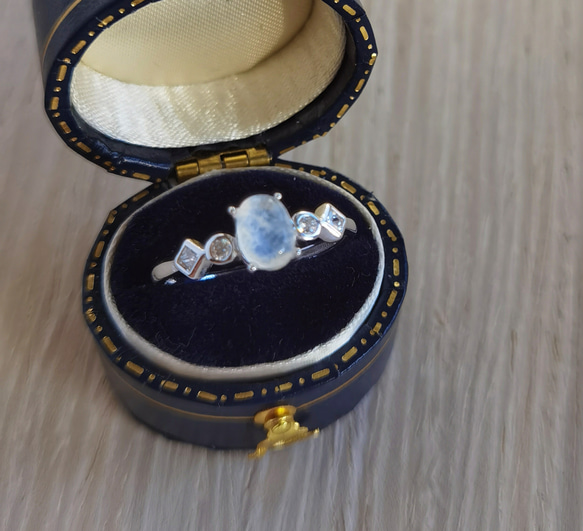 天然石「3Aブルームーンストーン」アンティーク調SV925シルバー リング 指輪・リング 天然石アクセサリーのfiracia 通販 ...