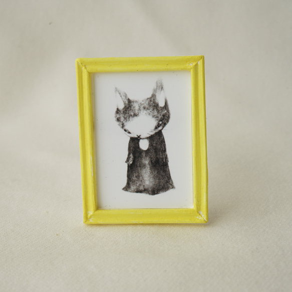 ミニ絵画ブローチ fuku ブローチ sakichi 通販｜Creema(クリーマ) 16300387