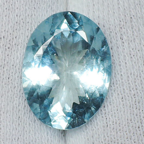☆アクアマリンブリリアントカット☆7.57ct/16.0mm☆天然 ☆アクアマリンブリリアントカット☆7.57ct/16.0mm☆天然