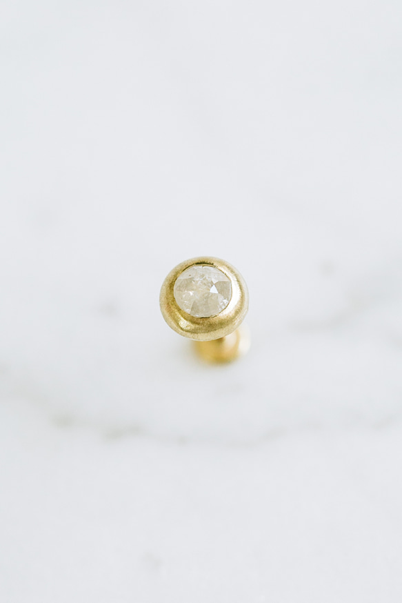 14K金 ゴールド 0.1c本物の灰色のダイヤモンド ヘリックス 軟骨 アラガス コンク イヤリング ピアス ラブレット ピアス（スタッド・一粒） ondaisy 通販 16319652 ...