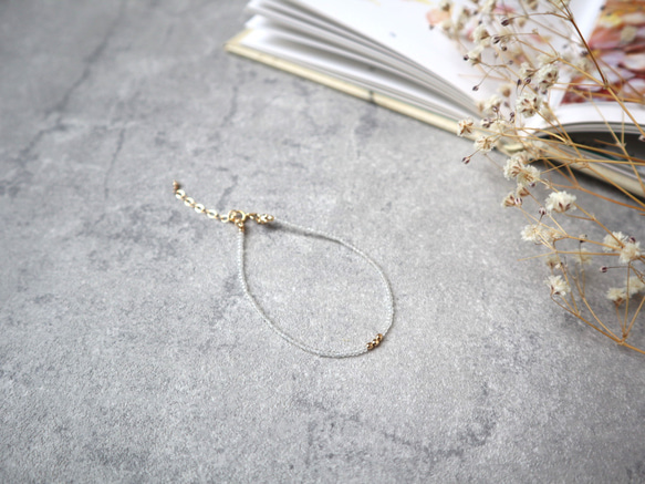 14kgf＊小さなホワイトトパーズのブレスレット ブレスレット soie grège 通販 16330517｜Creema(クリーマ)