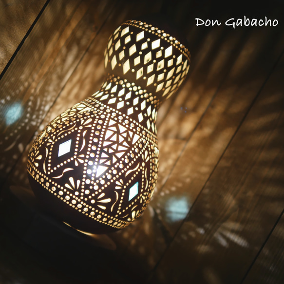 ひょうたんランプ ★ パヒュームボトル スタンドライト・テーブルランプ Don Gabacho 通販 16367319｜Creema(クリーマ)