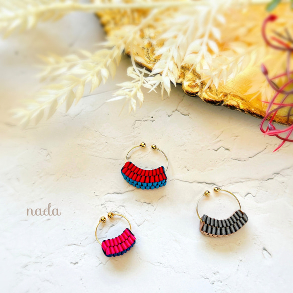 【特別SALE！】2WAYで楽しめる！リボンでできたイヤーカフ・フープイヤリング/ショッキングピンク×ネイビー/S イヤーカフ nada 通販｜Creema(クリーマ) 16389695