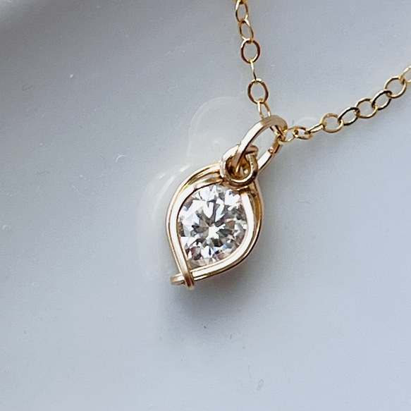 [14kgf] モアサナイト クリア ワイヤーラップ ペンダントトップ ペンダントトップ Atelier N 通販 16402906｜Creema(クリーマ)