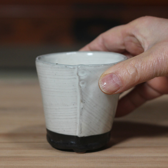 【粉引きくし目湯のみ】yu67 母の日 父の日 敬老の日 結婚祝い 陶芸 おしゃれ モダン 素敵 かわいい 誕生日 湯呑み また壱陶房 通販 ...