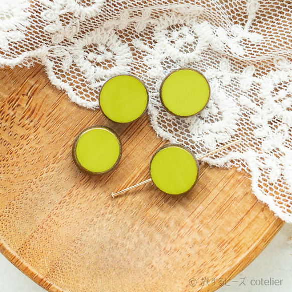 【11ミリ 4個】ピスタチオグリーン ラウンド コイン チェコビーズ E088 ビーズ 〜旅するビーズ〜 cotelier 通販｜Creema(クリーマ) 16452615