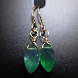 【SALE】【14KGF】宝石質グリーンオニキスの1粒ピアス B5￥1300→￥650 ピアス（フック・チェーン） KAZEYA－かぜやー 通販｜Creema(クリーマ) 16455223