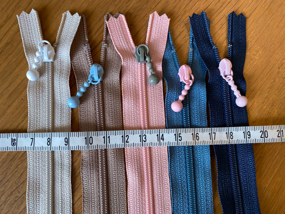 新入荷！『シンプルで使いやすい♪玉付きファスナー 20cm YKK』～各1色 計5本Ⓜ～ その他素材 Blanc de Roi 通販 16467638｜Creema(クリーマ)