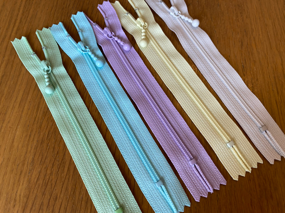 新入荷！『パステルカラーがお洒落！ファスナー 短め玉つき14cm YKK』～各1色 計5本Ⓝ～ その他素材 Blanc de Roi 通販 16467653｜Creema(クリーマ)